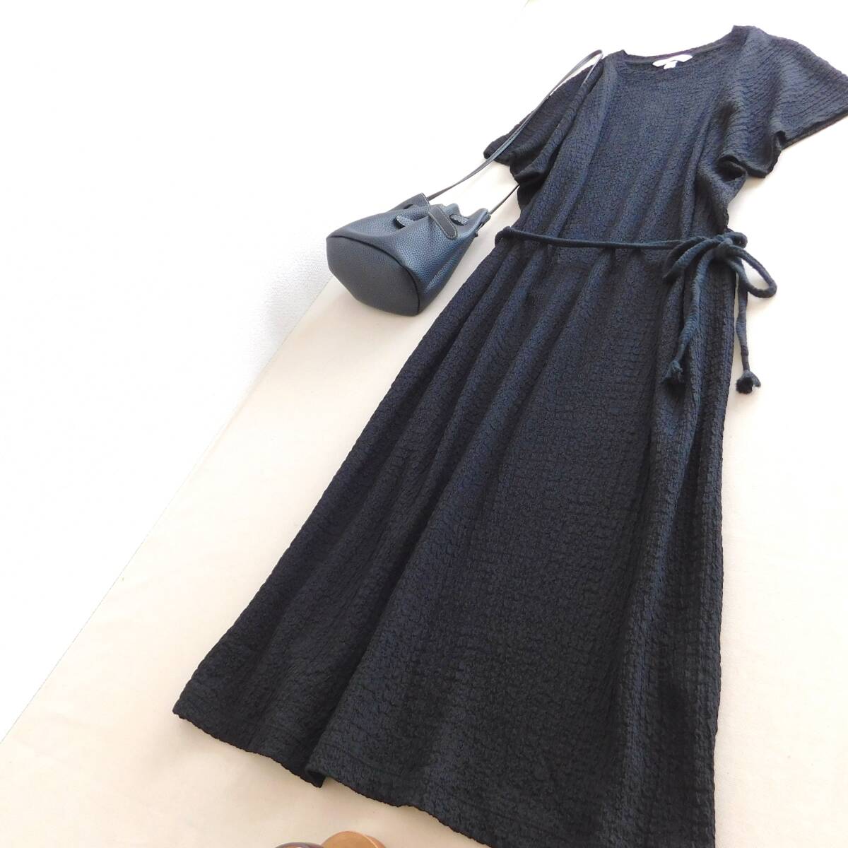 Yahoo!オークション - H&M 新品同様 ジャガードワンピース C778