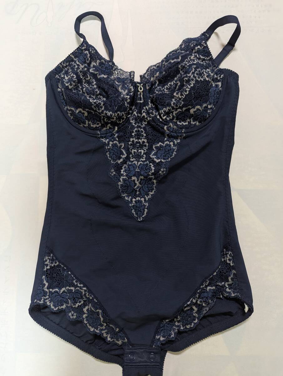 Yahoo!オークション - トリンプ 補正下着 ボディスーツ B80L