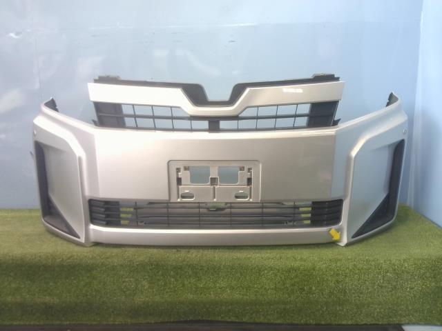 Yahoo!オークション - ヴォクシー DBA-ZRR85G フロントバンパー X 4WD ...