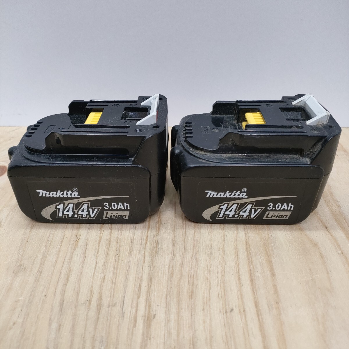 Yahoo!オークション - 内11454 ジャンク品充電不可 レタパマキタ 14.4v...