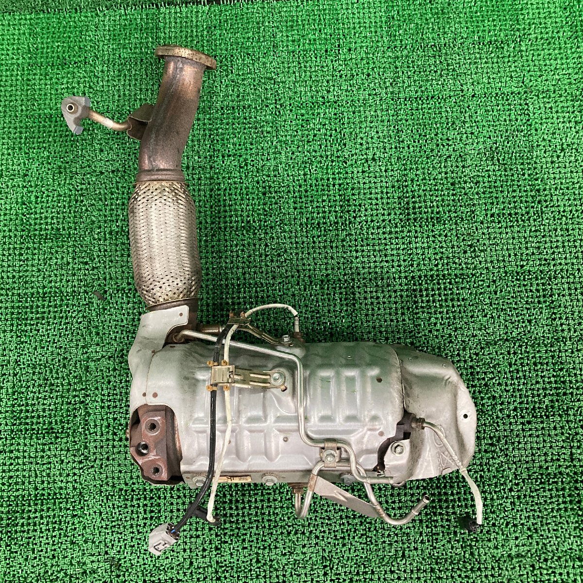 Yahoo!オークション - アテンザ XD GJ2FW 触媒 SHVPTR(W3483)