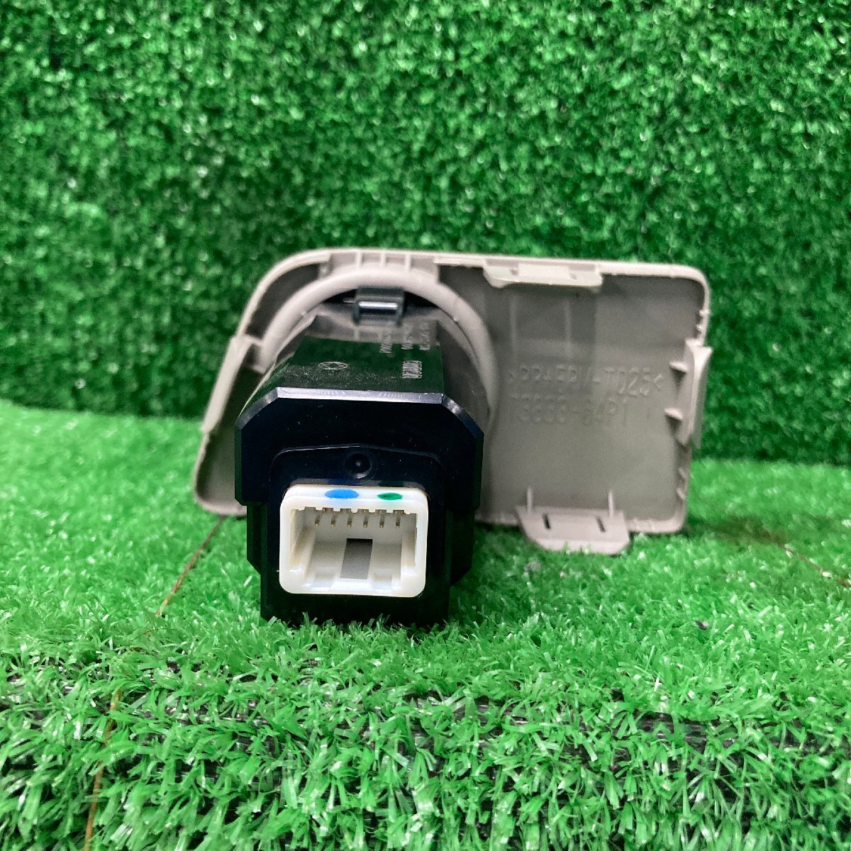 Yahoo!オークション - クリッパー G DR17W エンジンスタートボタン パ...