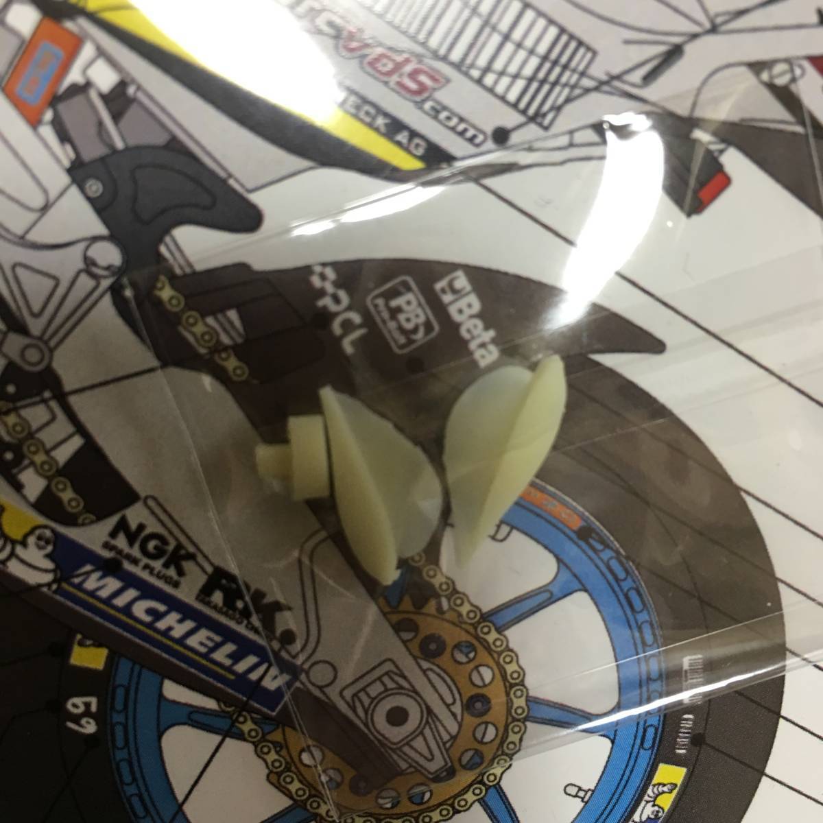 Yahoo!オークション - (BS12-016) 1/12 ホンダ RC213V(Team VDS)#69/#4...