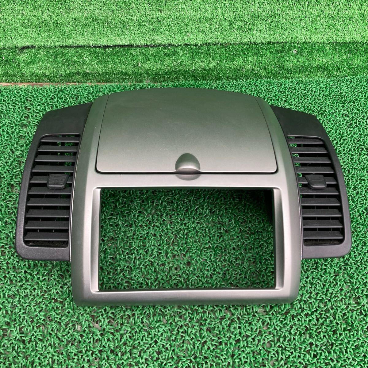 Yahoo!オークション - 日産 ノート E11 純正 ナビパネル E11 NE11 ZE11...