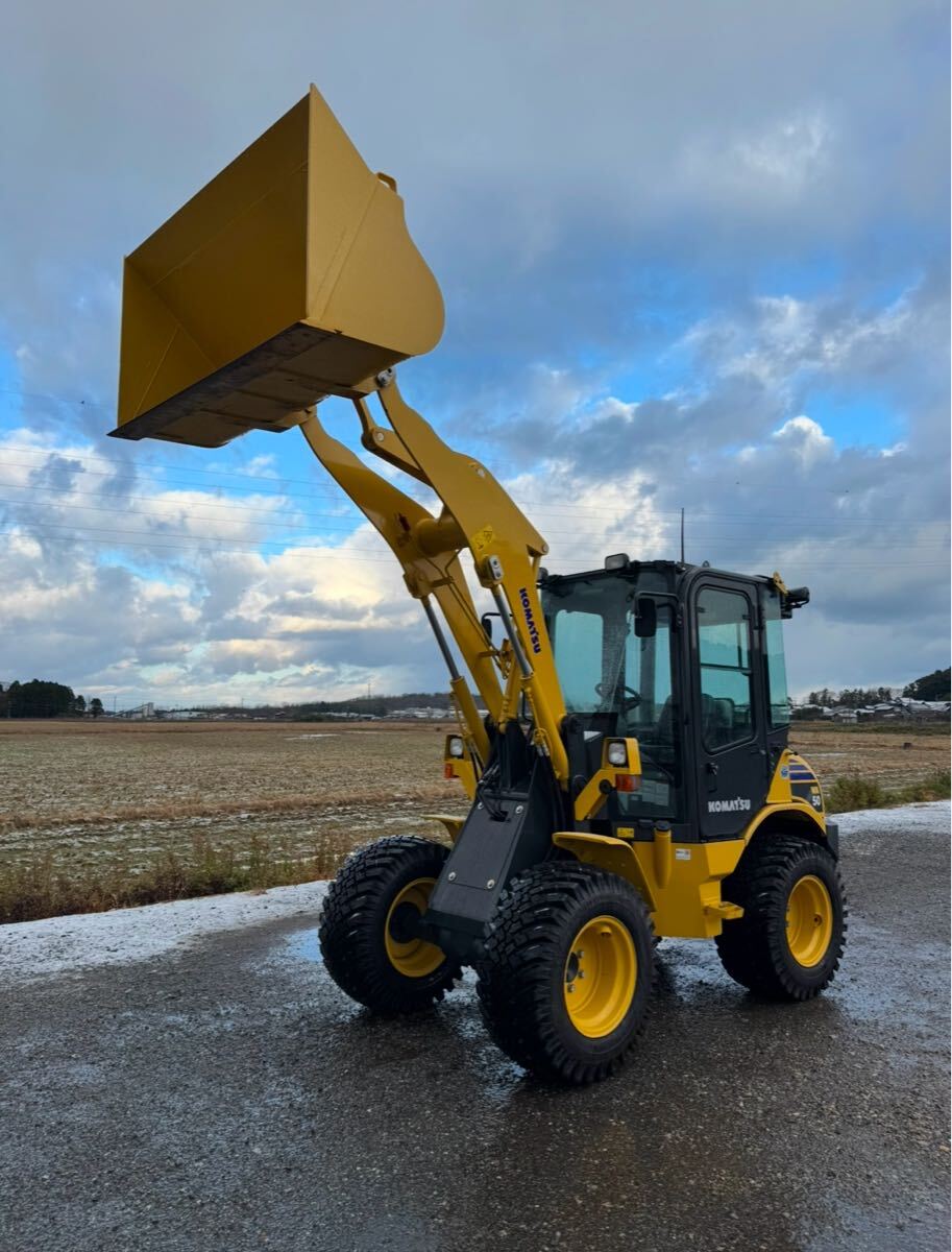 Yahoo!オークション - 即決特典有り 配送相談受付 コマツWA50-6 即使用...