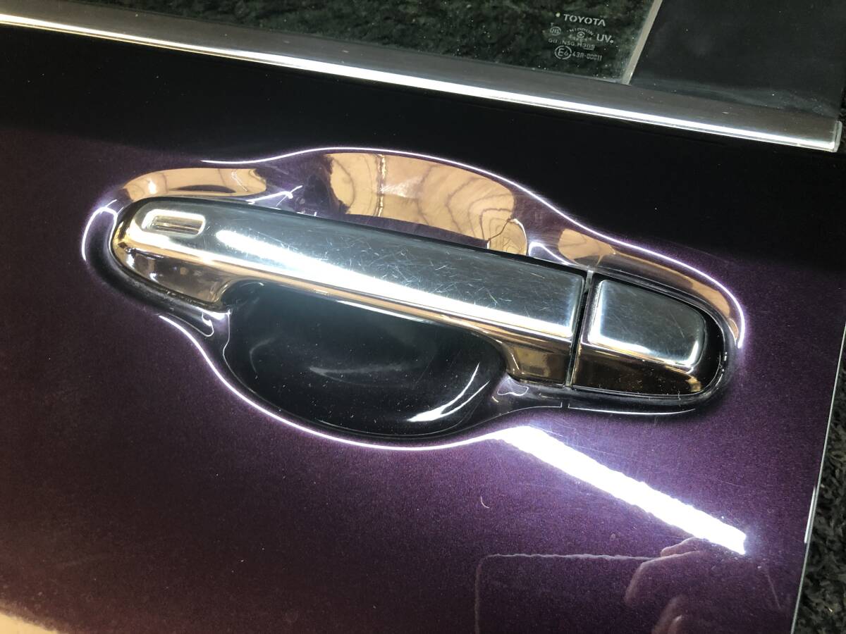 Yahoo!オークション - 80 ノア フロントドア 左 3R9 ボルドーマイカメ...