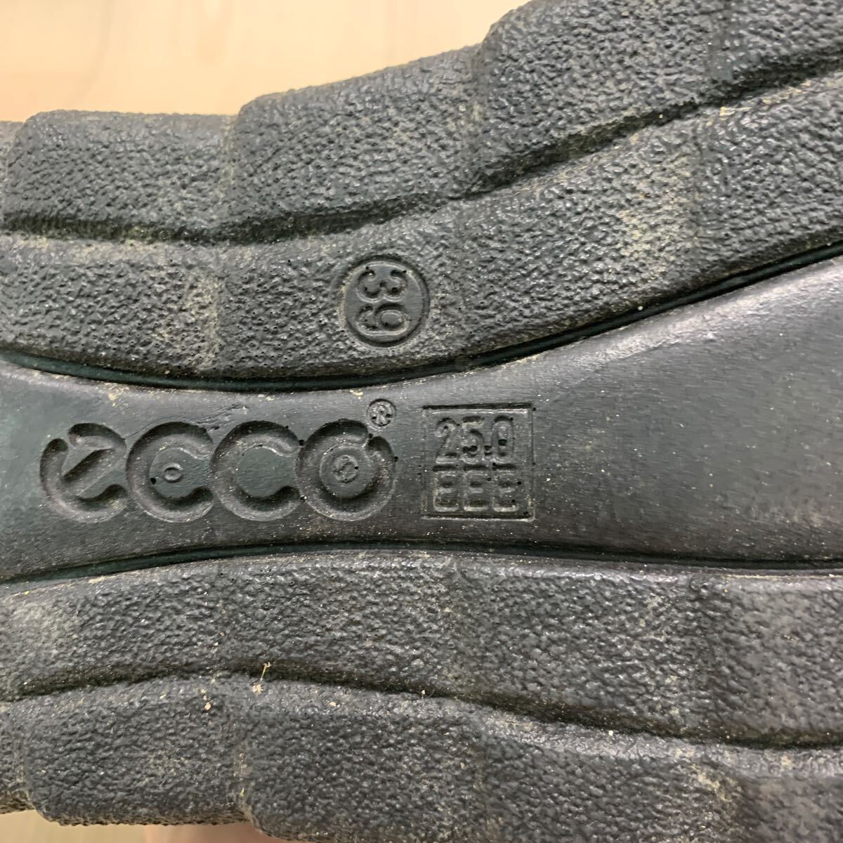 Yahoo!オークション - K339 FN-250612-22 ECCO エコー カジュアルシュ...