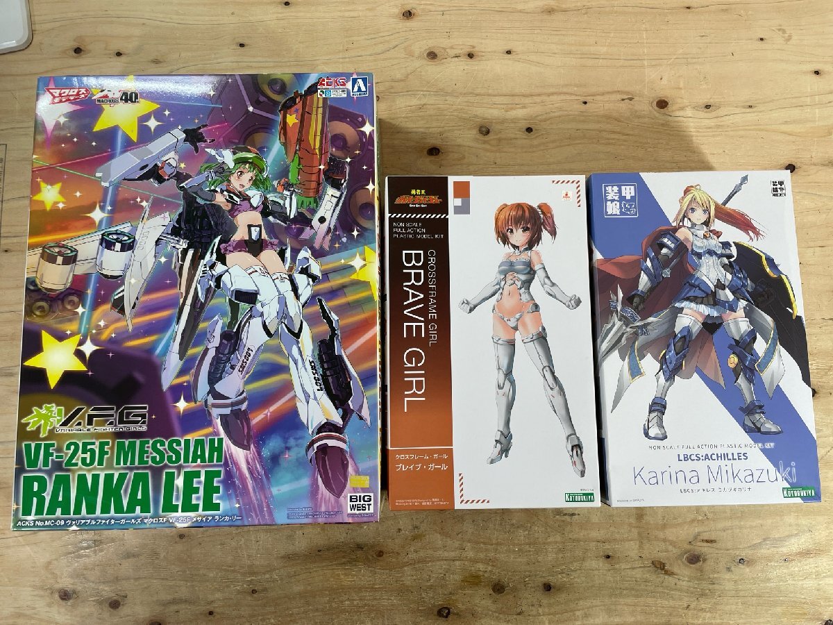 Yahoo!オークション - 【未組立】武装少女 プラモデル マクロスF VF-25...