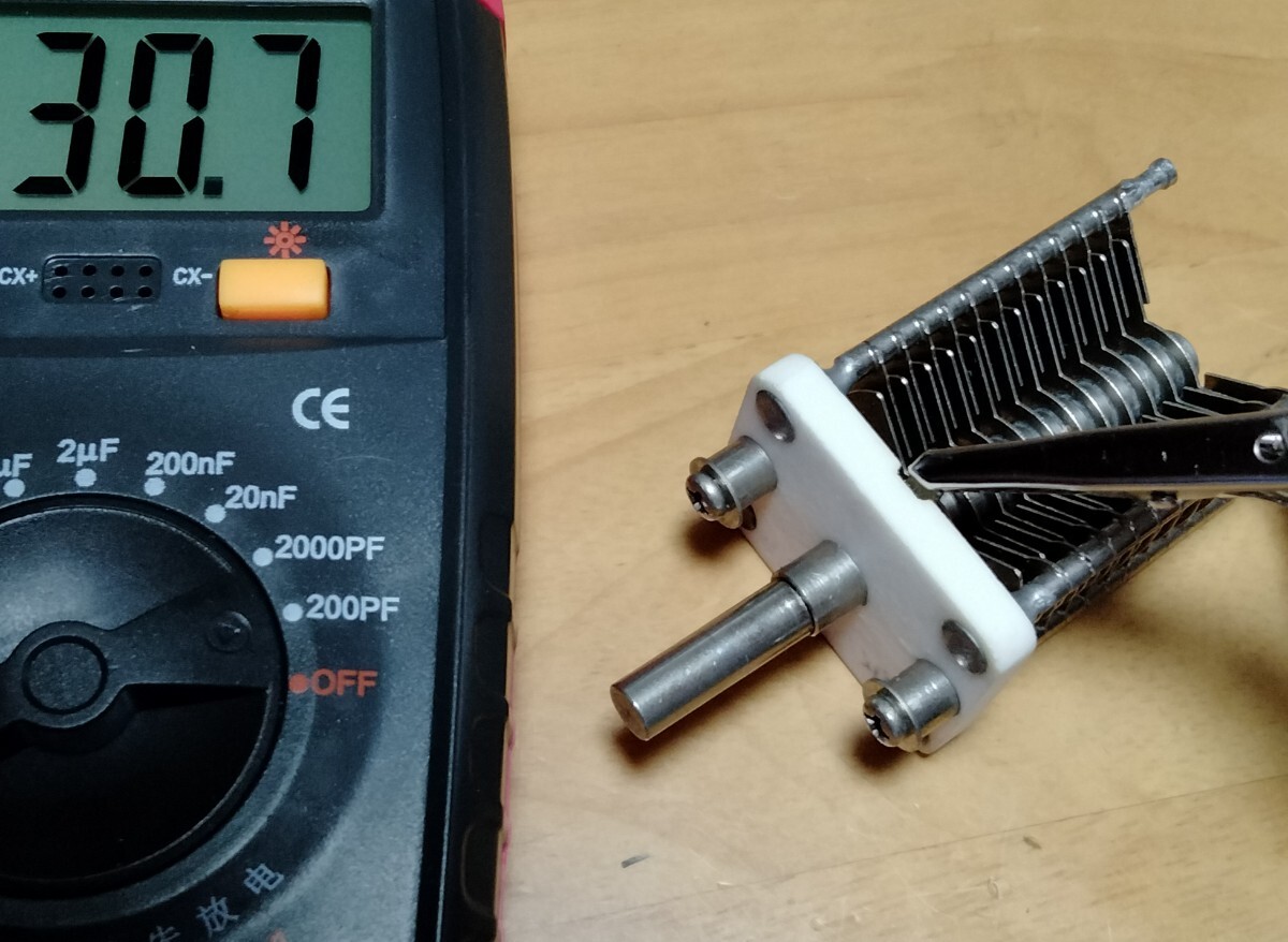 Yahoo!オークション - 1kV バタフライバリコン30pF バリコン タイ...