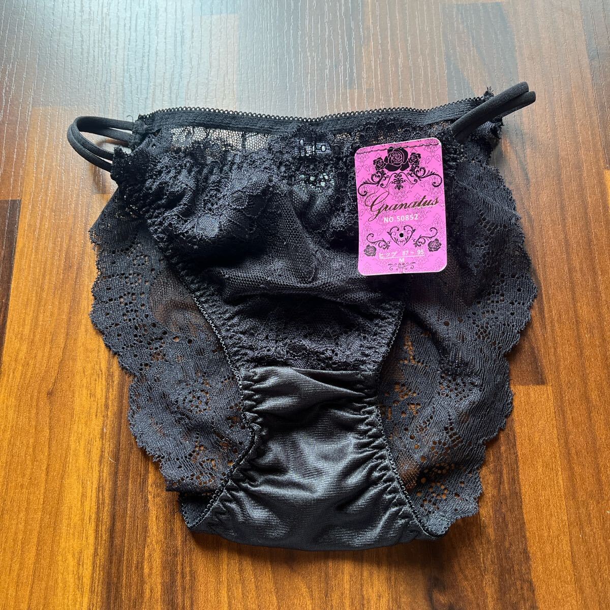 Yahoo!オークション - 新品 未使用 タグ付 ショーツ パンツ granatus ...