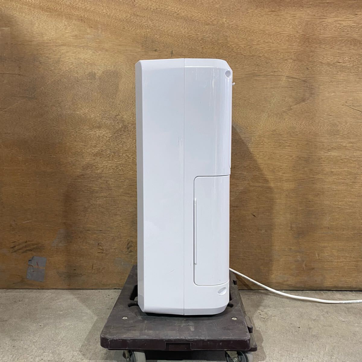 Yahoo!オークション - YAMAZEN/山善 除湿機 YDC-C60（W）2020年製 家...