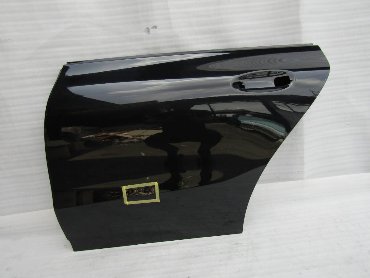 Yahoo!オークション - CLAクラス C118 X118 左リアドア A118 732 05 0...