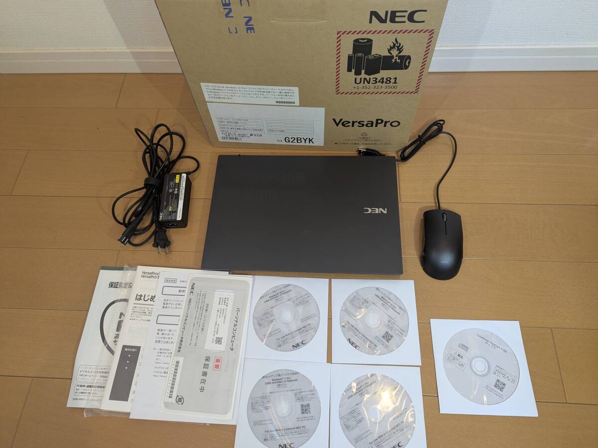 Yahoo!オークション - 美品 送料無料 NEC 超軽量 825g 14インチ ノー...