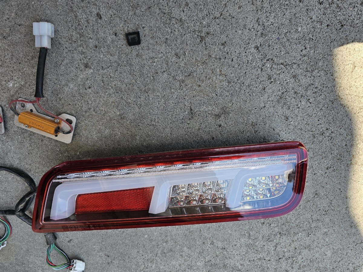 Yahoo!オークション - HA36S アルト ワークス リア LED テール ランプ ...