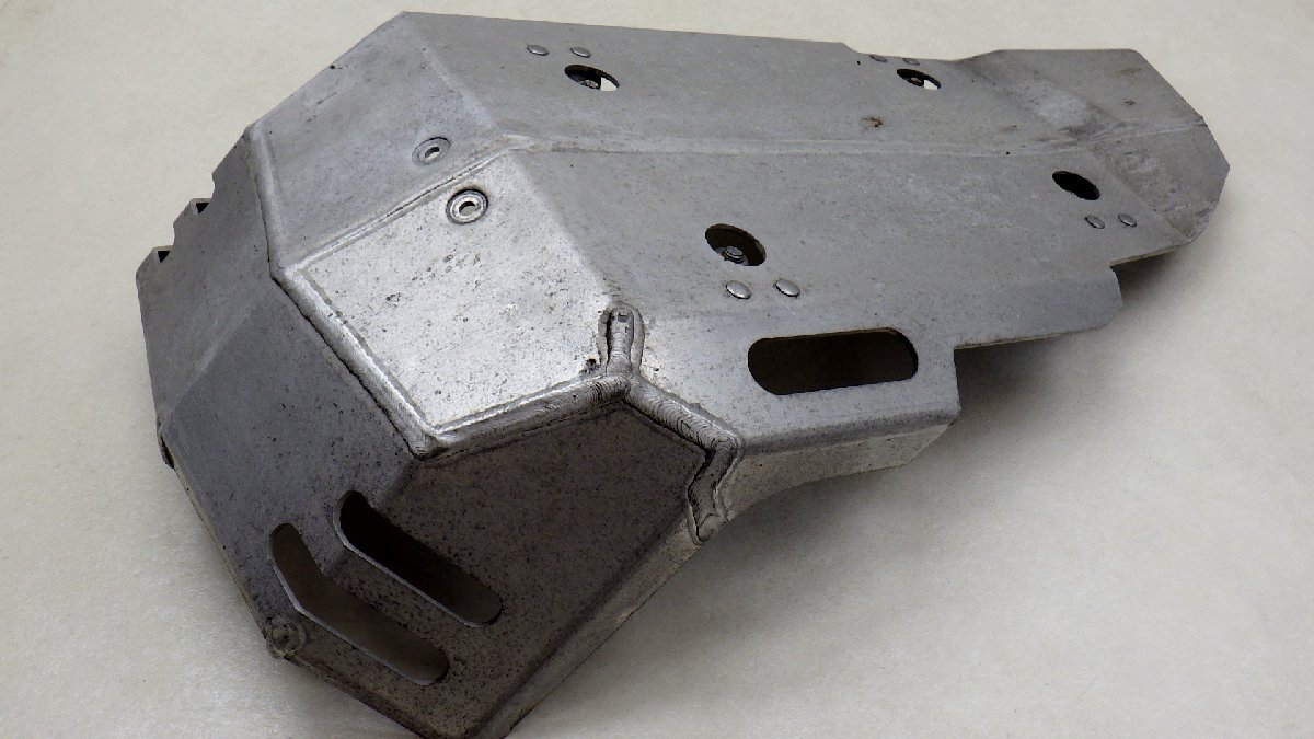 Yahoo!オークション - A042 F800GS エンジン アンダーガード オプショ...