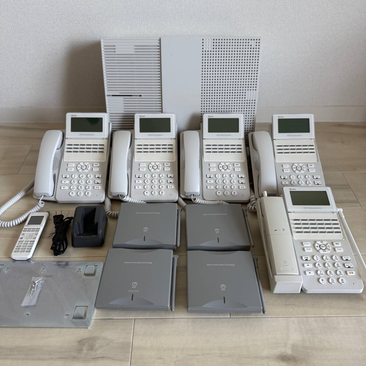 Yahoo!オークション - NTT αN1-M Ver5 カールコードレス1台 STEL4台 D...