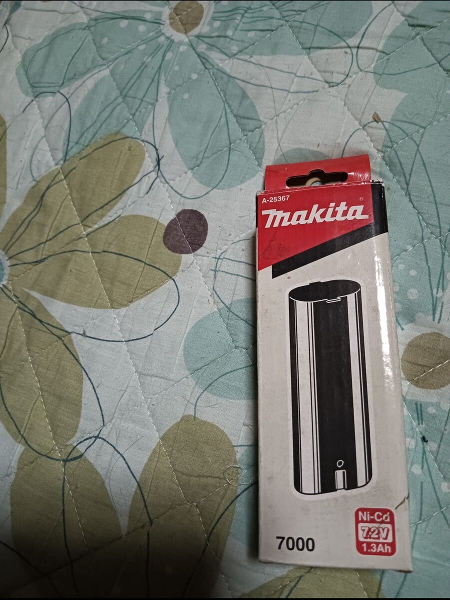 Yahoo!オークション - マキタ バッテリー7.2V 1.3Ah 7000 新品 保管品