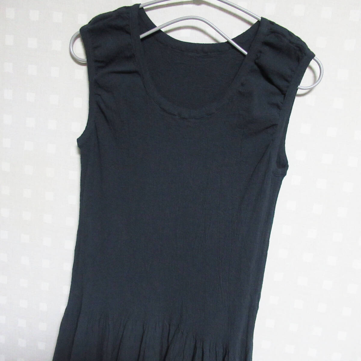 Yahoo!オークション - B54 イッセイミヤケ me プリーツ ノースリーブ ...