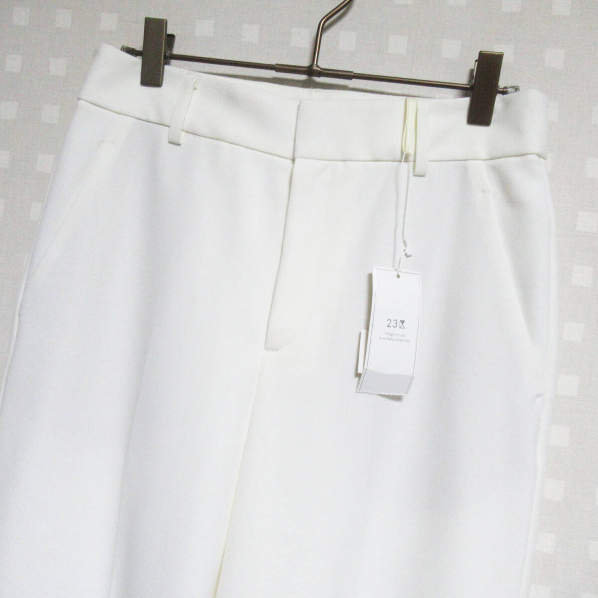 Yahoo!オークション - B72 新品 近年 23区 洗練デザイン ストレッチ パ...