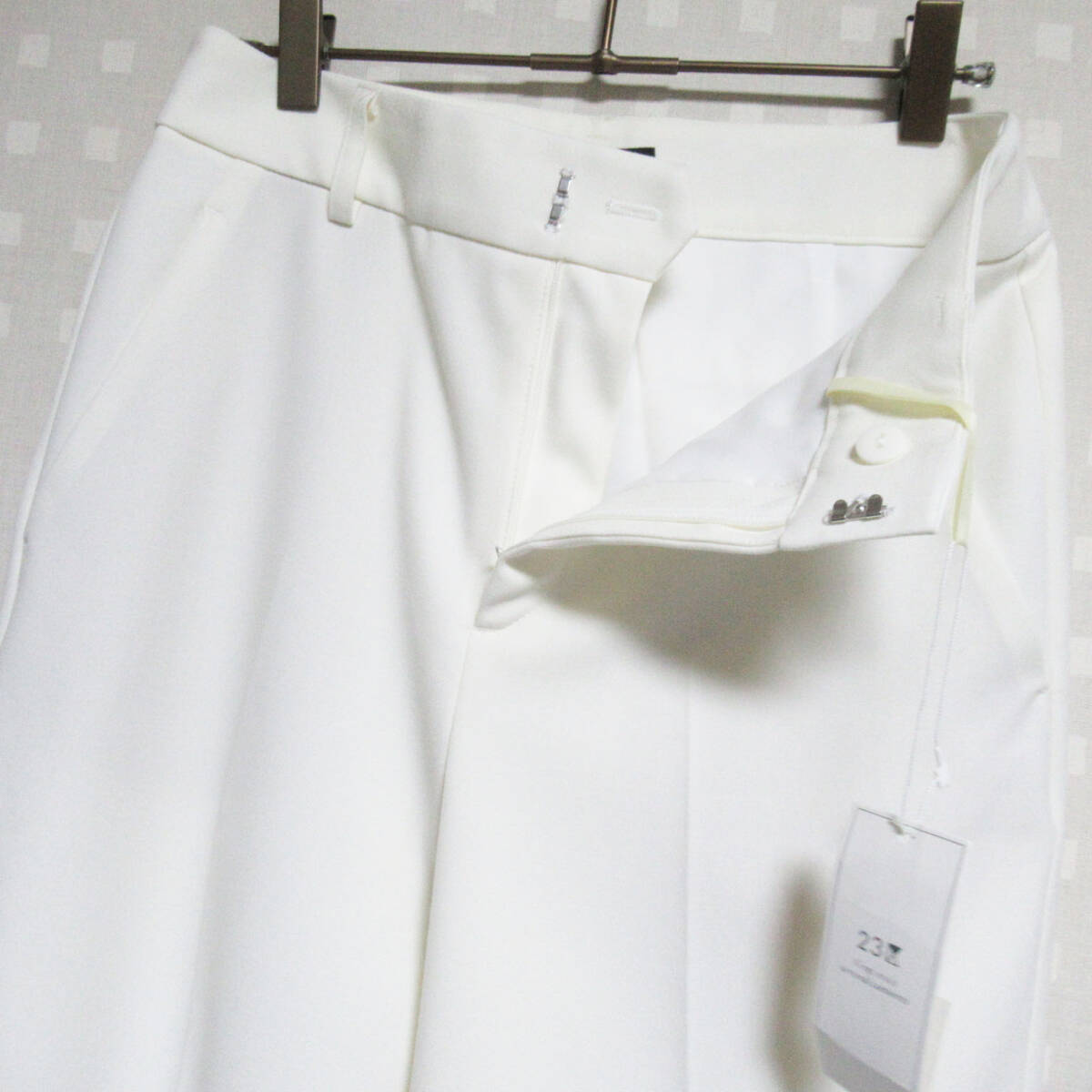 Yahoo!オークション - B72 新品 近年 23区 洗練デザイン ストレッチ パ...