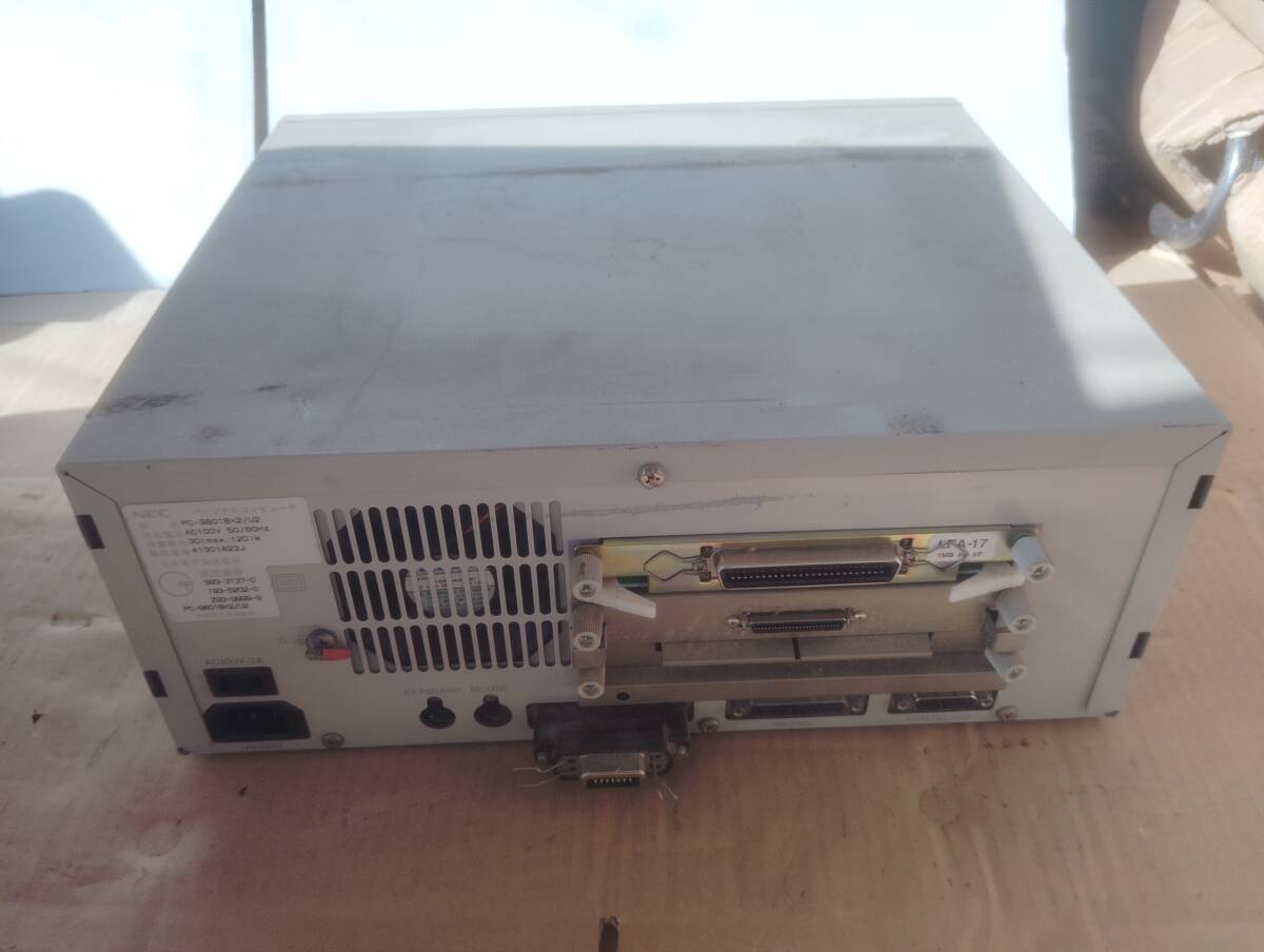 Yahoo!オークション - PC9801BX2 LFA-17 ピコ音 通電OK 内部画像あり ...
