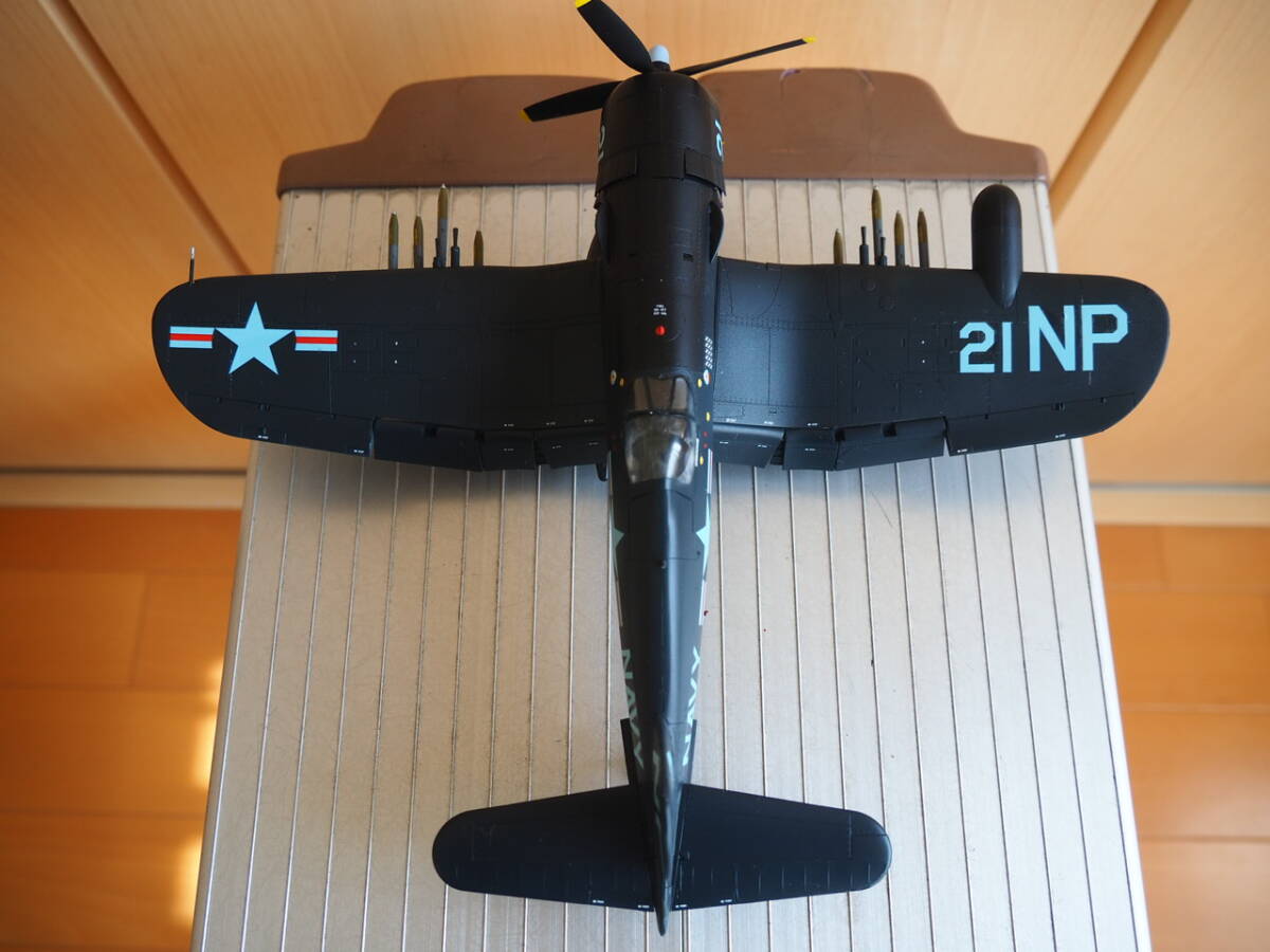 Yahoo!オークション - 1/48 F4U-5N コルセアの完成品