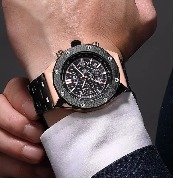 Yahoo!オークション - 新品未使用 数量限定 MEGlAメンズ腕時計 クロノ...