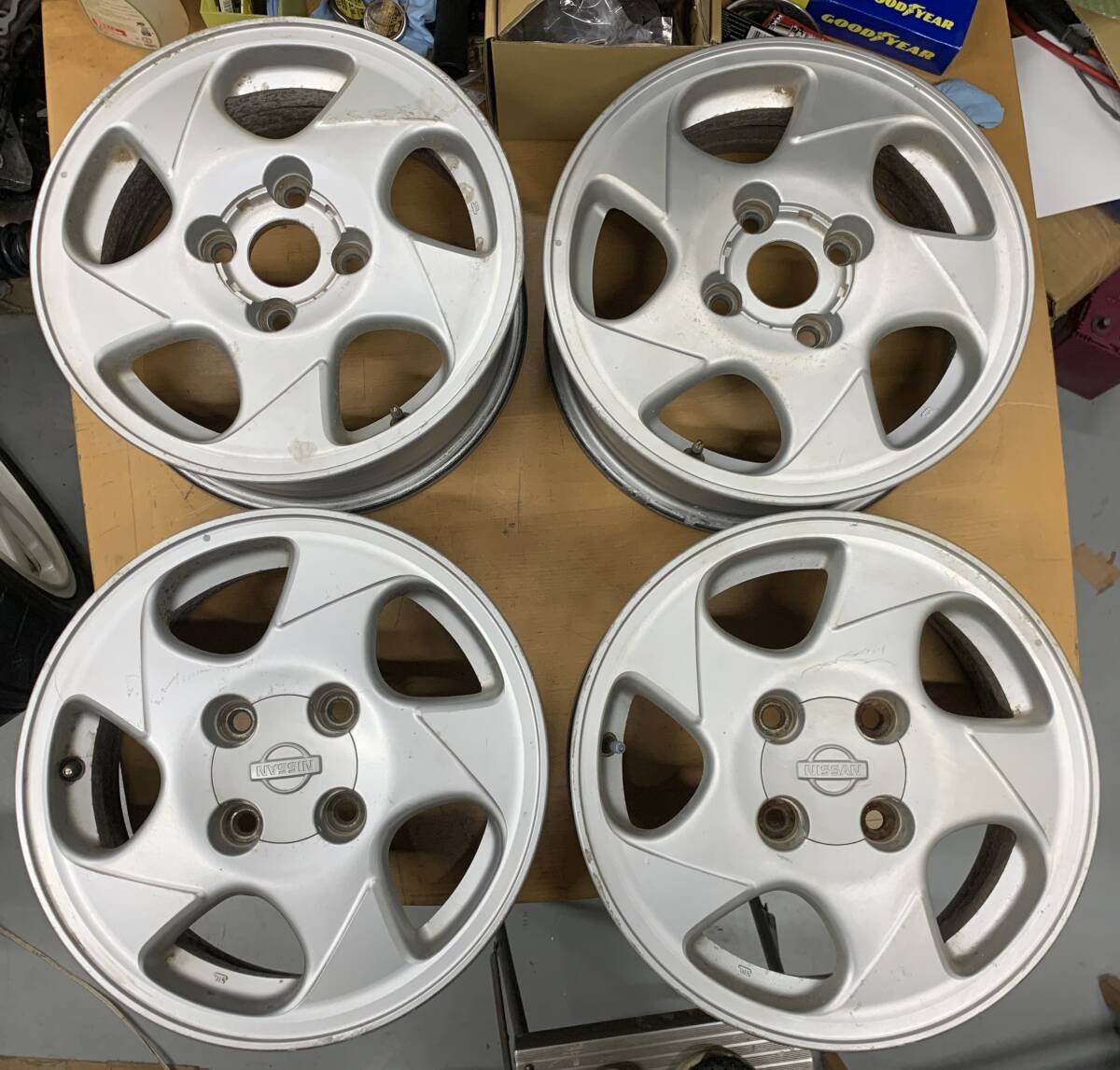 Yahoo!オークション - レストアベース s14 / R33 純正ホイール 15イン...