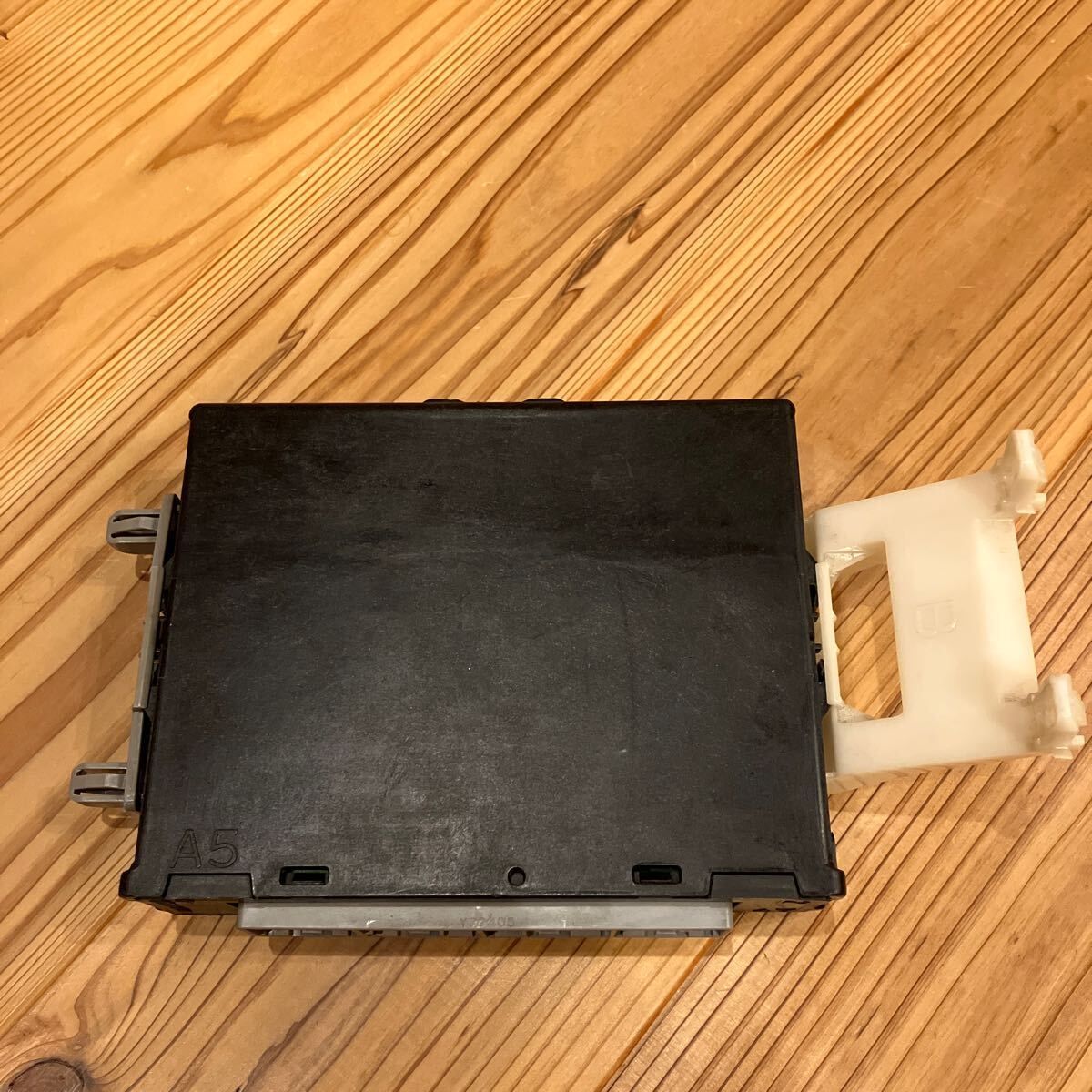 Yahoo!オークション - 中古 エッセ L235S 2WD MT 前期 エンジンコンピ...