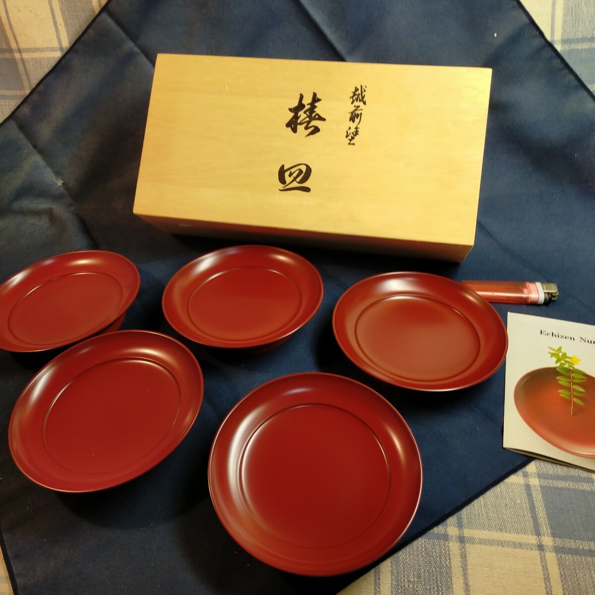 Yahoo!オークション - 越前塗 椿皿 5客揃い 古代朱 口径13 8cm