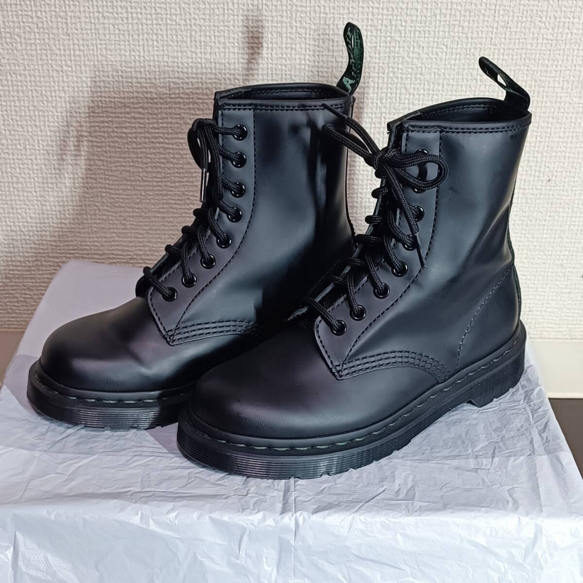 Yahoo!オークション - ドクターマーチン グリーンステッチ 22.5 UK3 Dr...