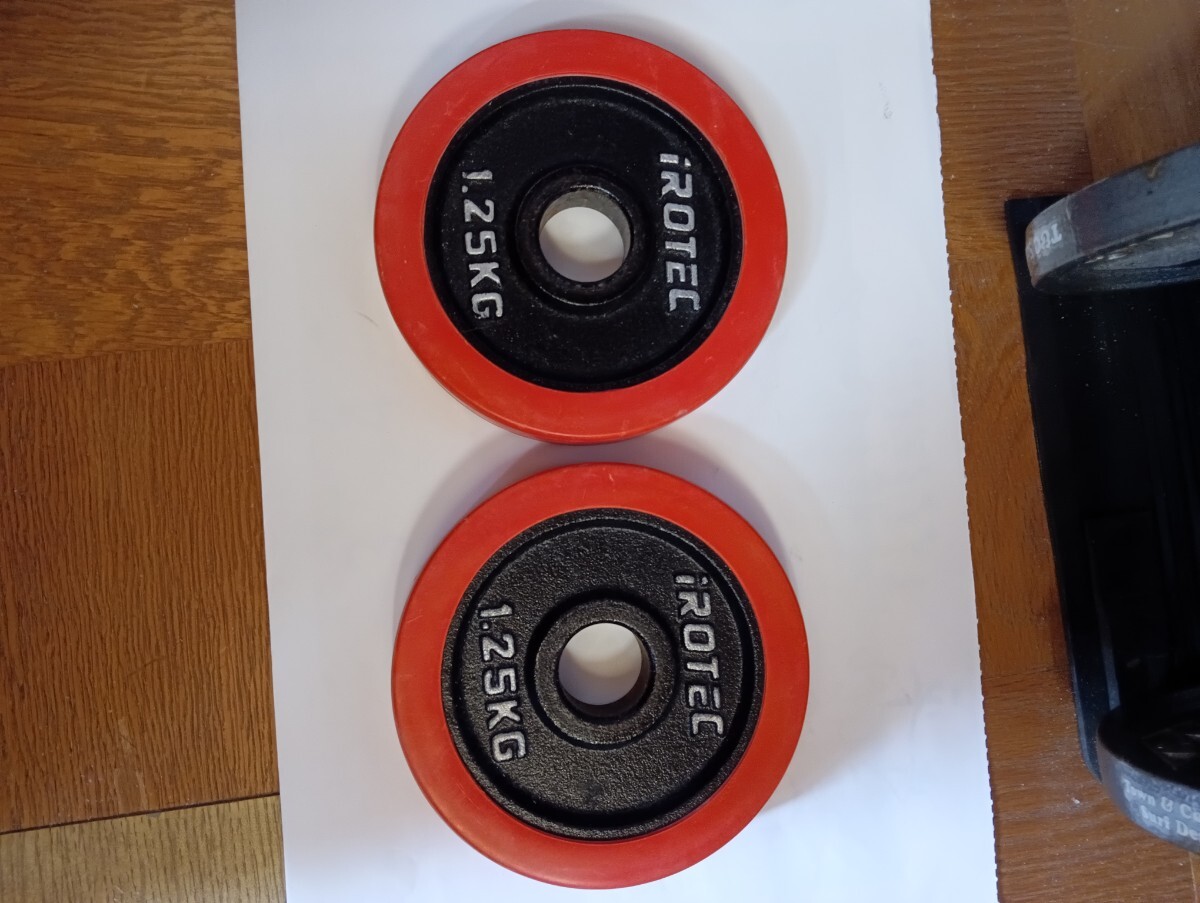 Yahoo!オークション - iROTEC ダンベルプレート 1.25KG 2枚 （径 28ミ...