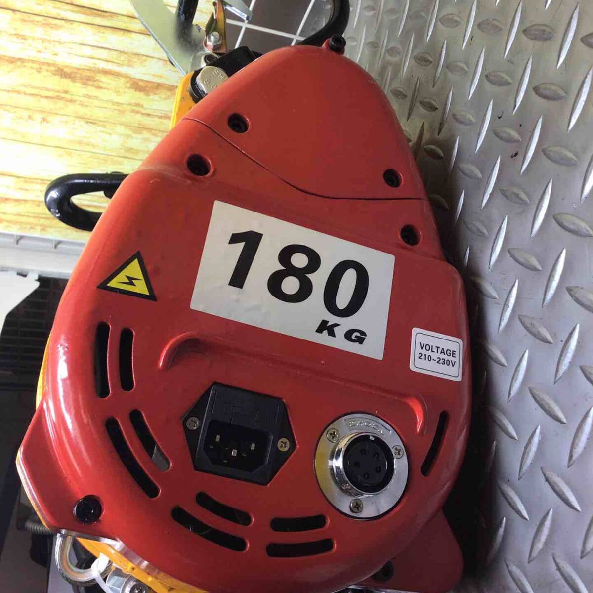 Yahoo!オークション - 【未使用品】 海外製 ウインチ LES-S180