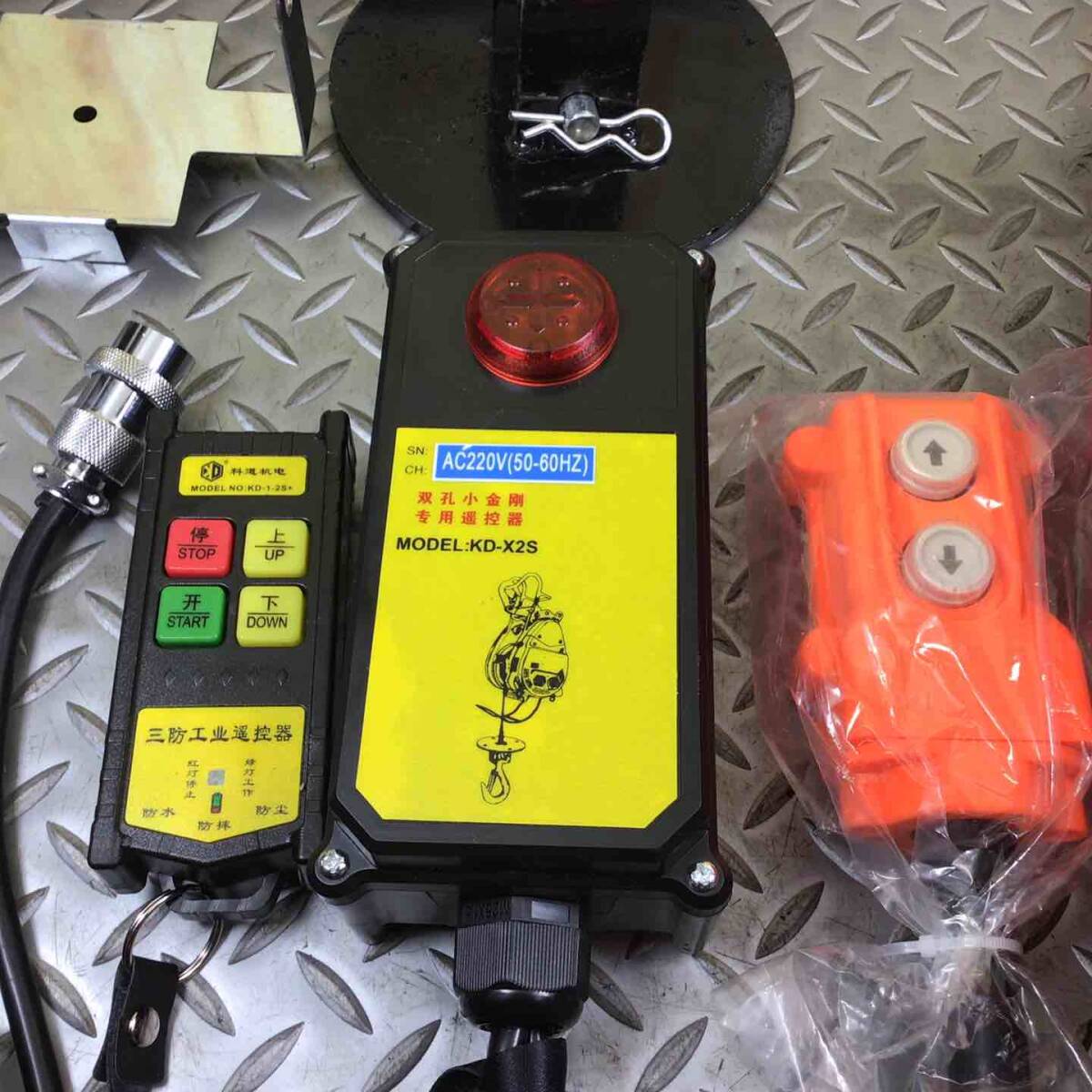 Yahoo!オークション - 【未使用品】 海外製 ウインチ LES-S180