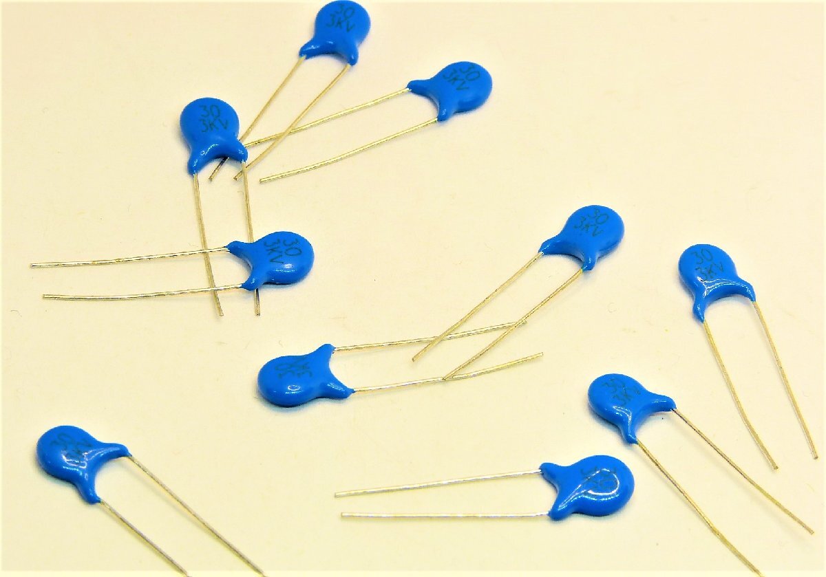 Yahoo!オークション - 高耐圧セラミックコンデンサ 30(30pF) 3kV 10個