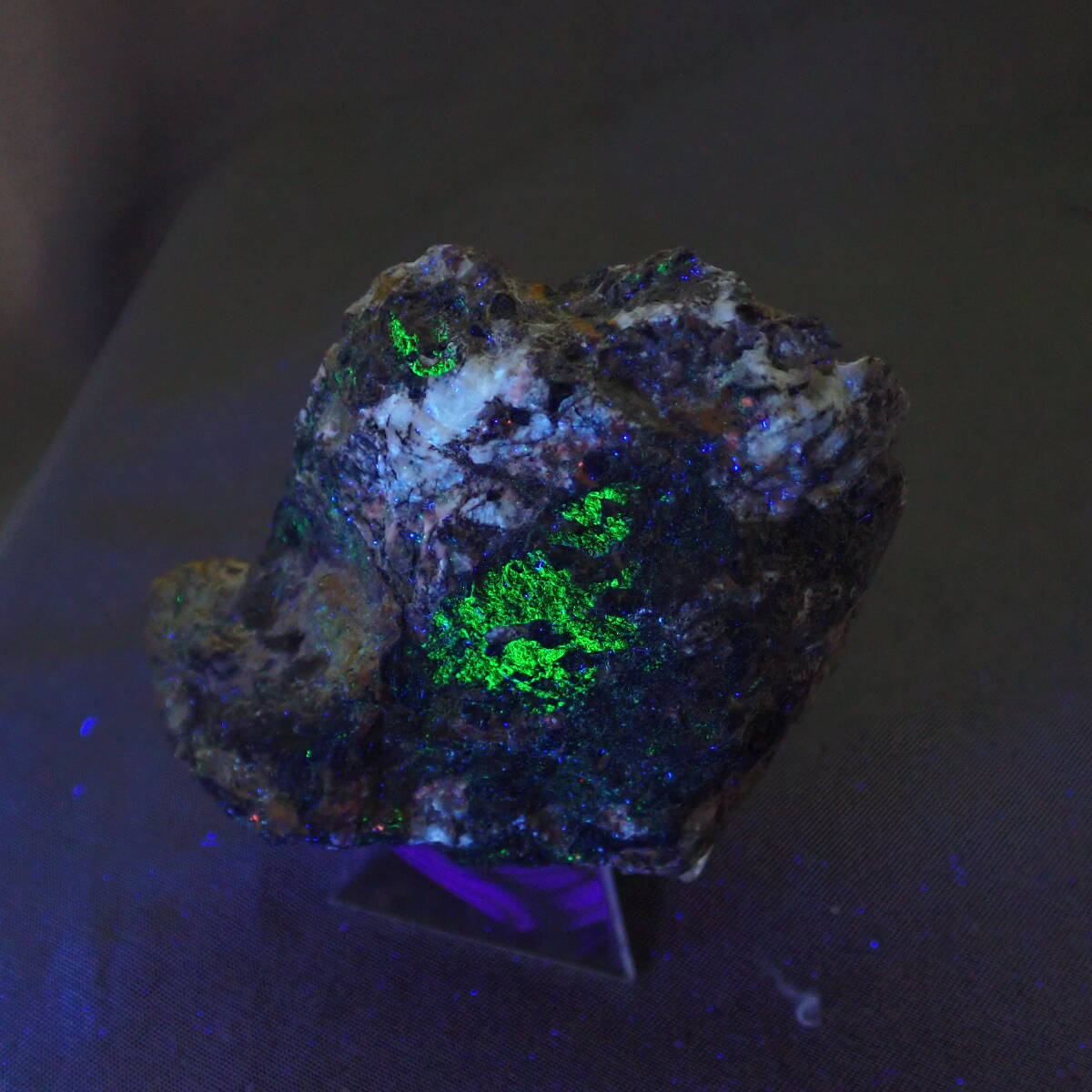 Yahoo!オークション - 外国産鉱物 サセックス石 Frankline New Jersey ...