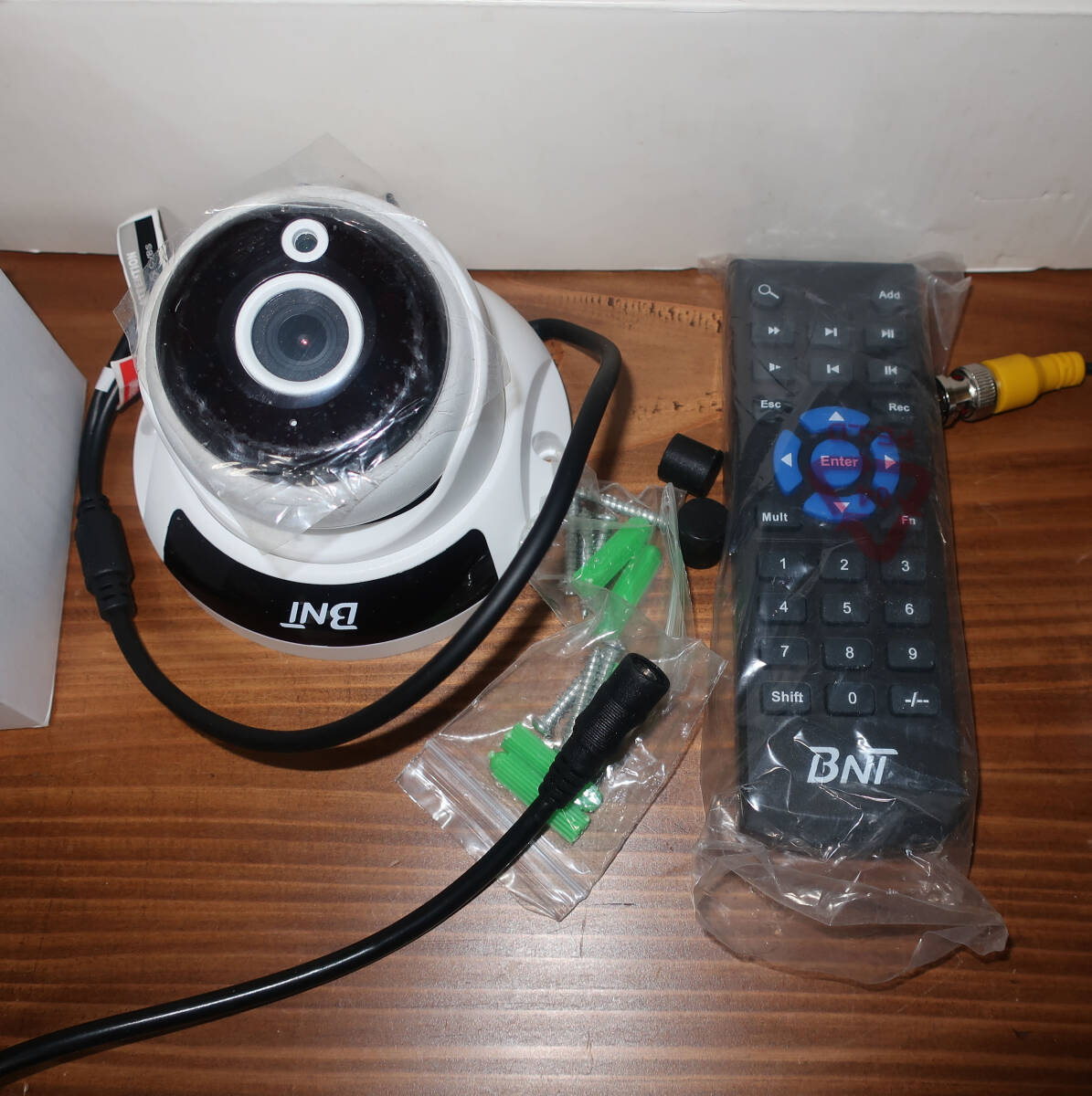 Yahoo!オークション - BNT 200万画素 BNC接続 防犯カメラ ジャンク