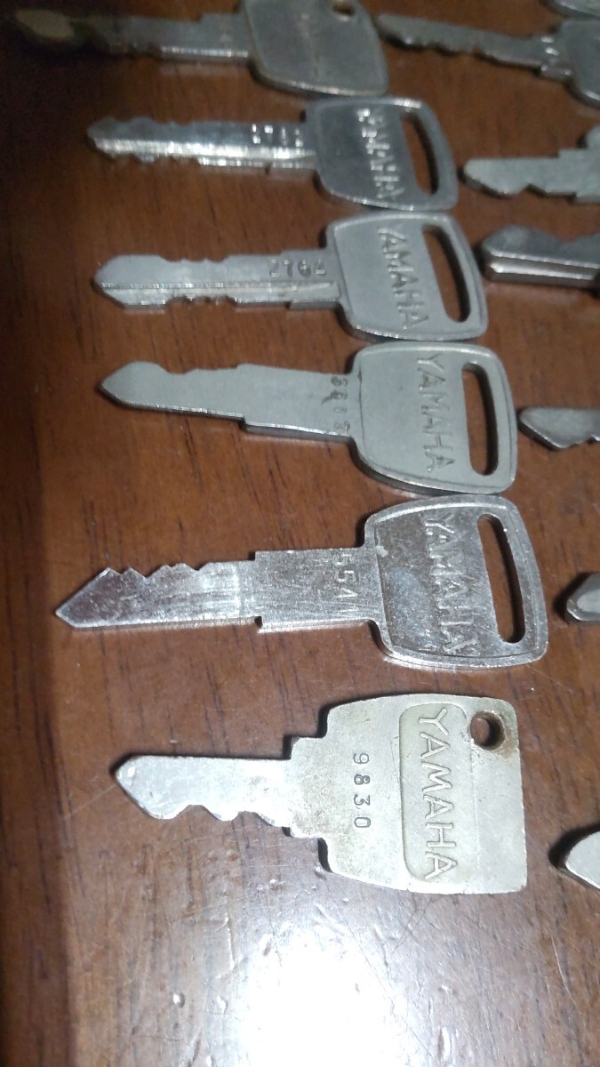 Yahoo!オークション - ヤマハ純正キー鍵カギ50 70 80 90 125 250 350 F...