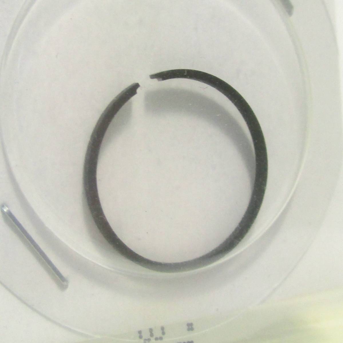 Yahoo!オークション - OS 32SX-H ピストンリング 残念 生産終了 GP グ...