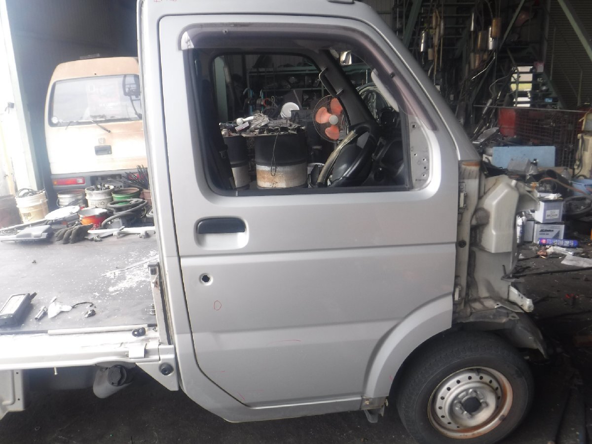 Yahoo!オークション - EBD-DA63T キャリー トラック 右 ドア ヒンジ バ...