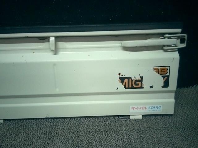 Yahoo!オークション - ミニキャブ U15T リアアオリ バックパネル W61 ...