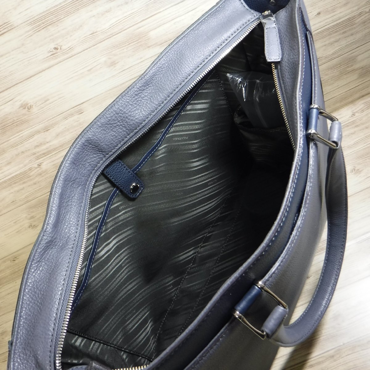 Yahoo!オークション - BB415 フジタカ 定価6万1600円 新品 2WAY イタリ...