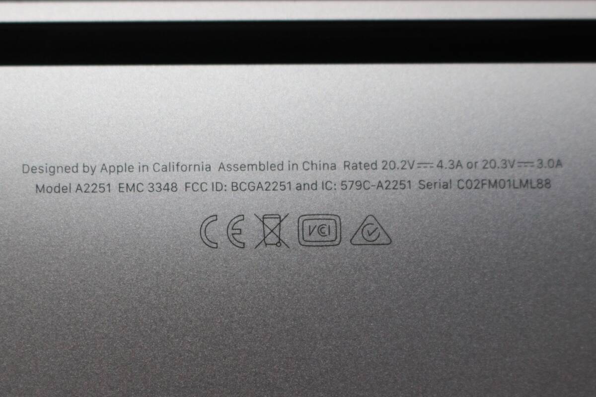 Yahoo!オークション - ジャンク MacBook Pro A2251 シルバー ロジック...