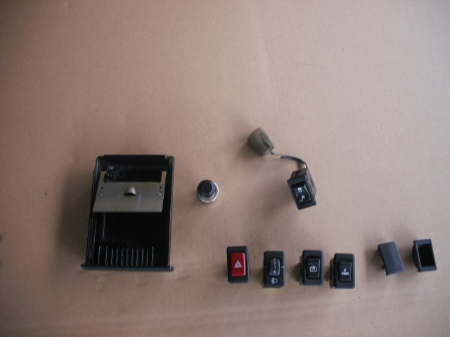 Yahoo!オークション - 『B267』TV1 EN07 サンバー ディアス 灰皿 シガ...