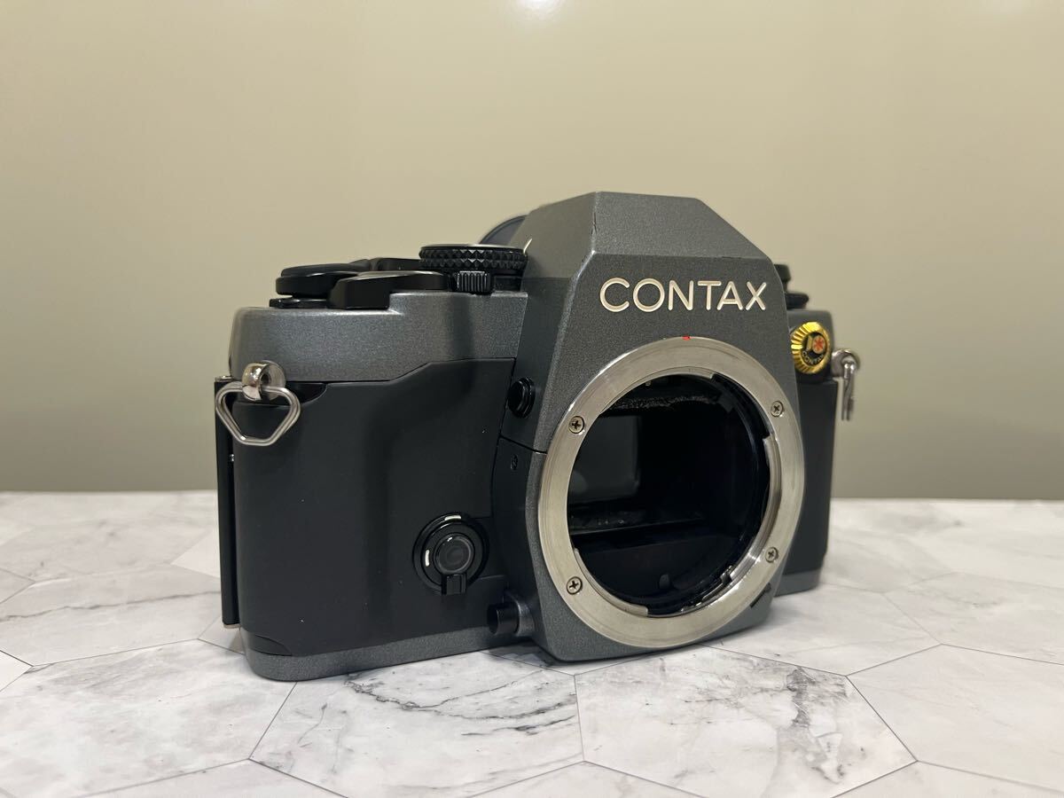 【樂淘letao】日本代購代標第一品牌－CONTAX 159MM 10周年記念 コンタックス フィルムカメラ 35mm ボディ 金バッチ付き