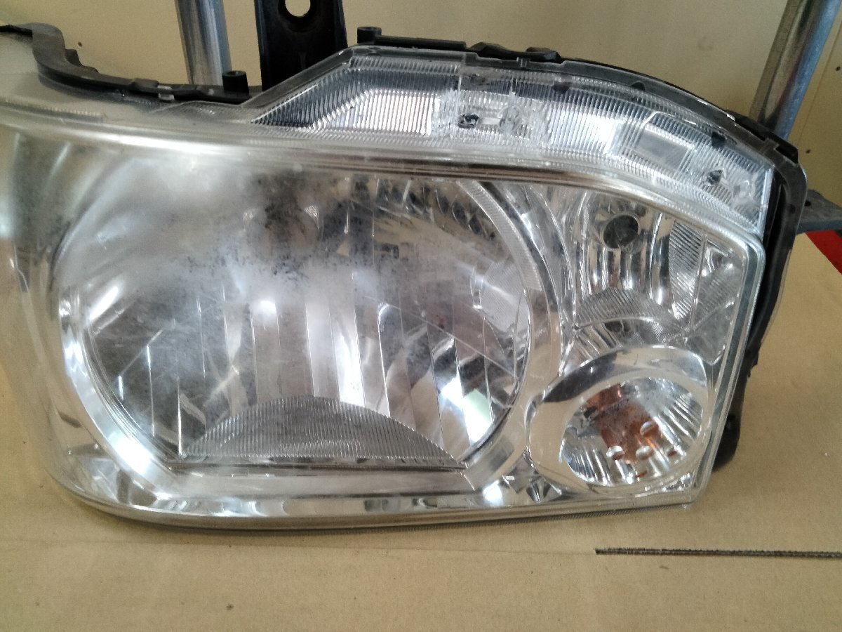 Yahoo!オークション - H25 アクティトラック HA9 HA8 右ヘッドライト 1...