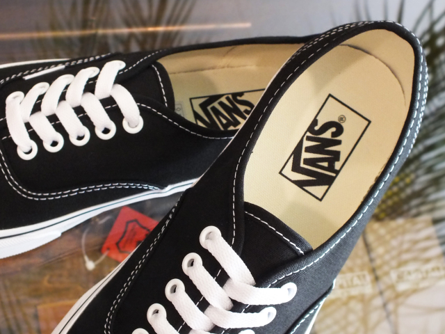 Yahoo!オークション - 新品 10.0 28.0cm USA企画 VANS CLASSIC AUTHENT...
