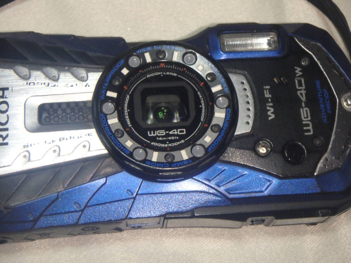 Yahoo!オークション - 送料無料 RICOH WG-40w デジタルカメラ