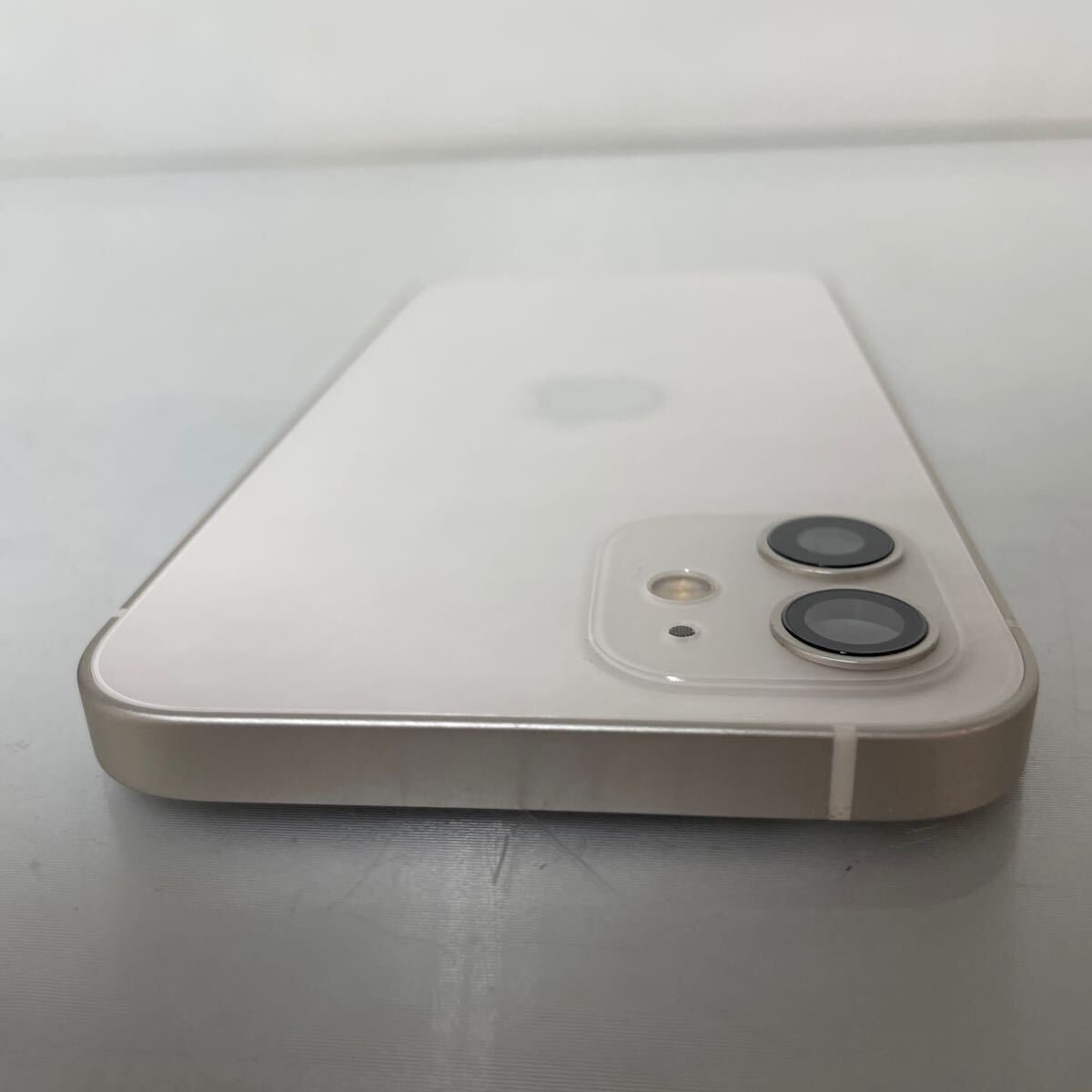 CC1-5062105 iPhone12 純正バックパネル筐体 ホワイト 修理交換用(アクセサリー)｜売買されたオークション情報、yahooの商品情報をアーカイブ公開 - オークファン ...