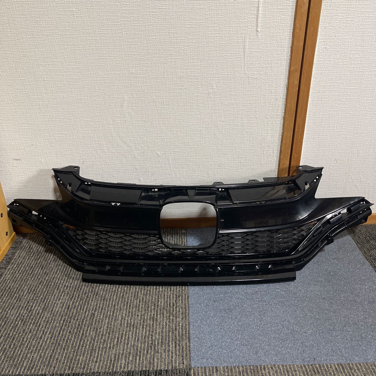 Yahoo!オークション - フィット RS GP5 GP6 純正 グリル フロントグリ...